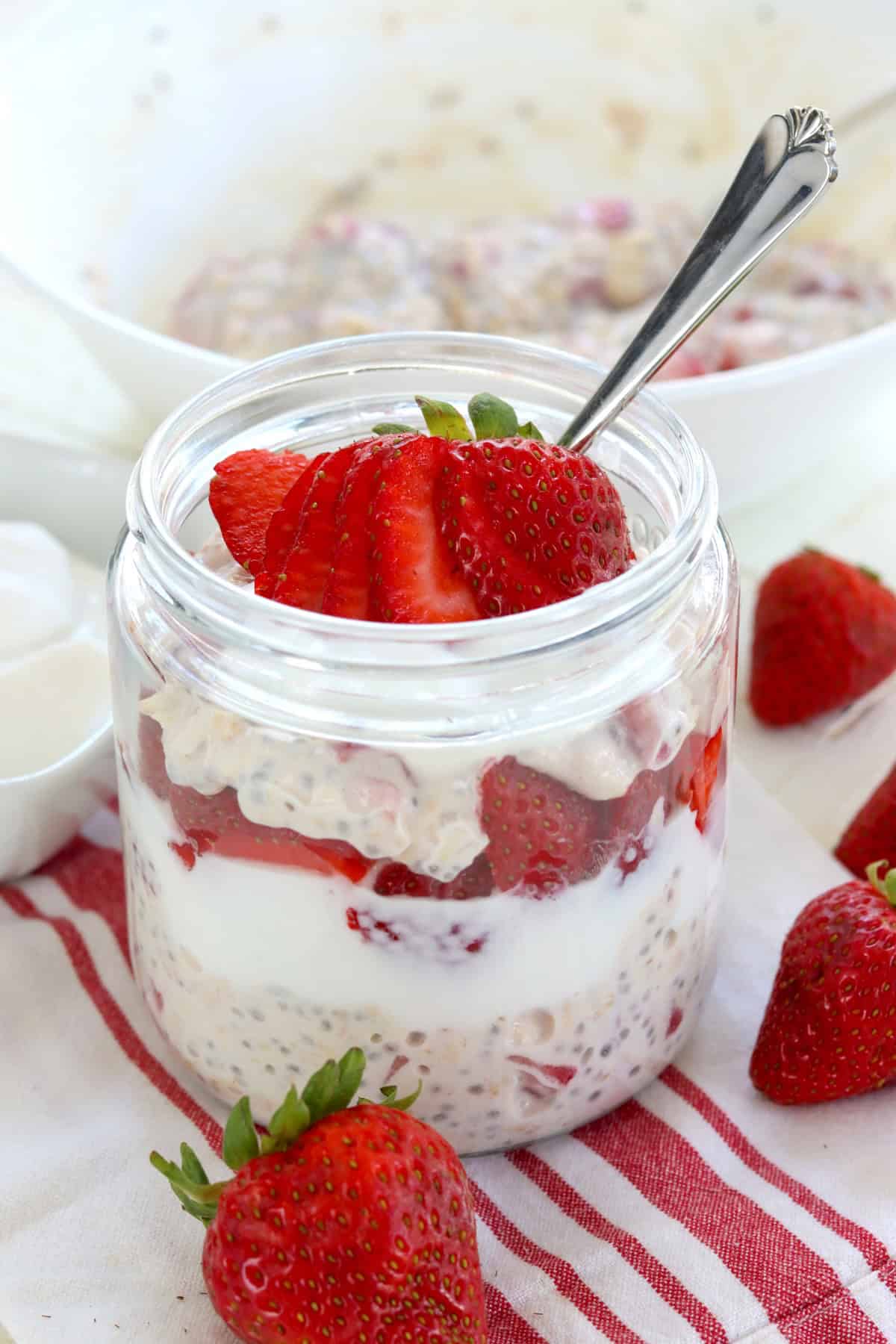 High Protein Creamy Strawberry Overnight Oats Recipe | Seeking Good Eats